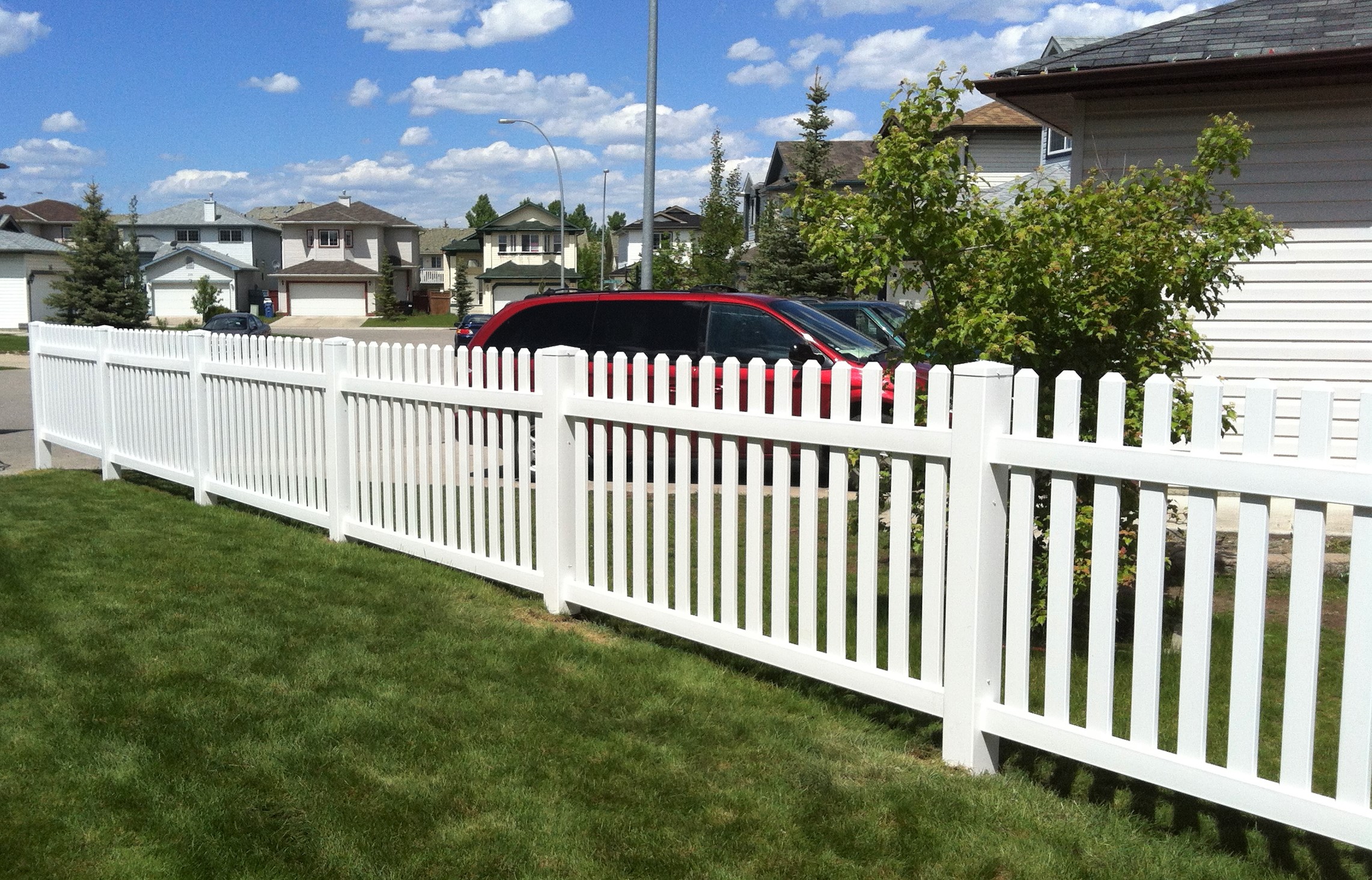DLR Vinyl - Vinyl Fence Supplier | Custom Fencing Calgary & Edmonton